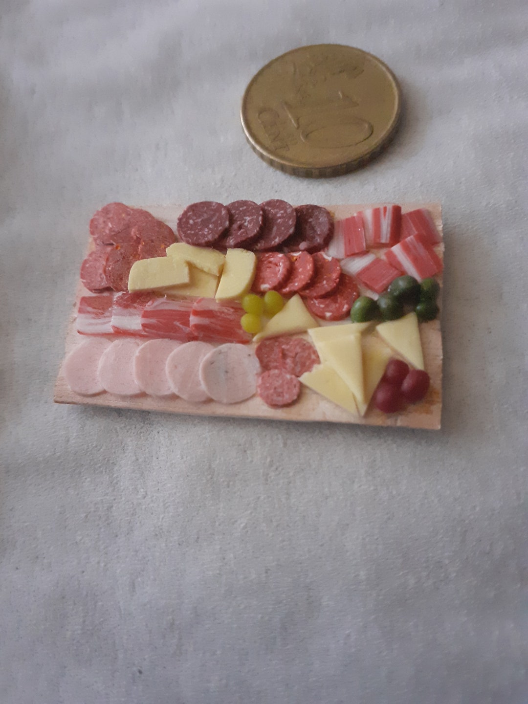 Assorted Sausage Table, Sausage, Dollhouse, Miniatures, Dollhouse ...