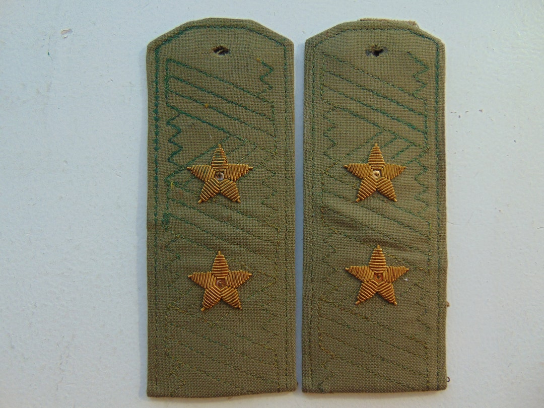 Shoulder Straps of a Soviet Lieutenant General. USSR Army - Etsy