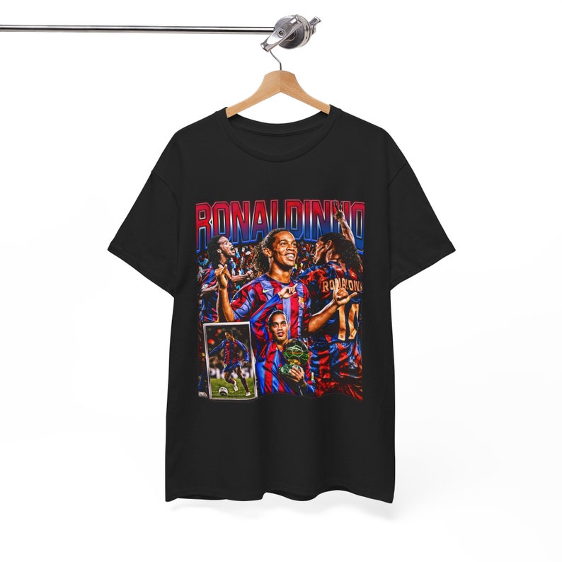 Retro Vintage 90s Graphic Ronaldinho T-shirt, Ronaldinho Barcelona Tee ...