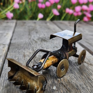 Welded Spark Plug Art, Recycle Metal Art, CHOOSE Style - Etsy