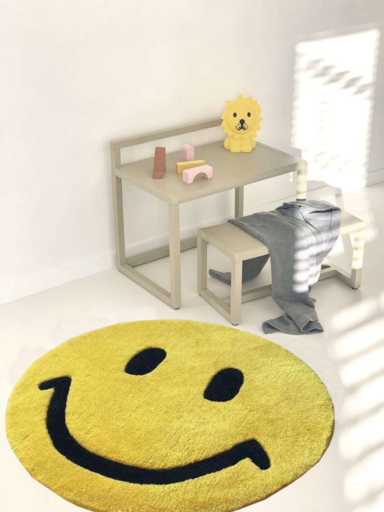 Custom Smiley Face Tufted Rug Personalized 100% Acrylic Carpet Any Size ...