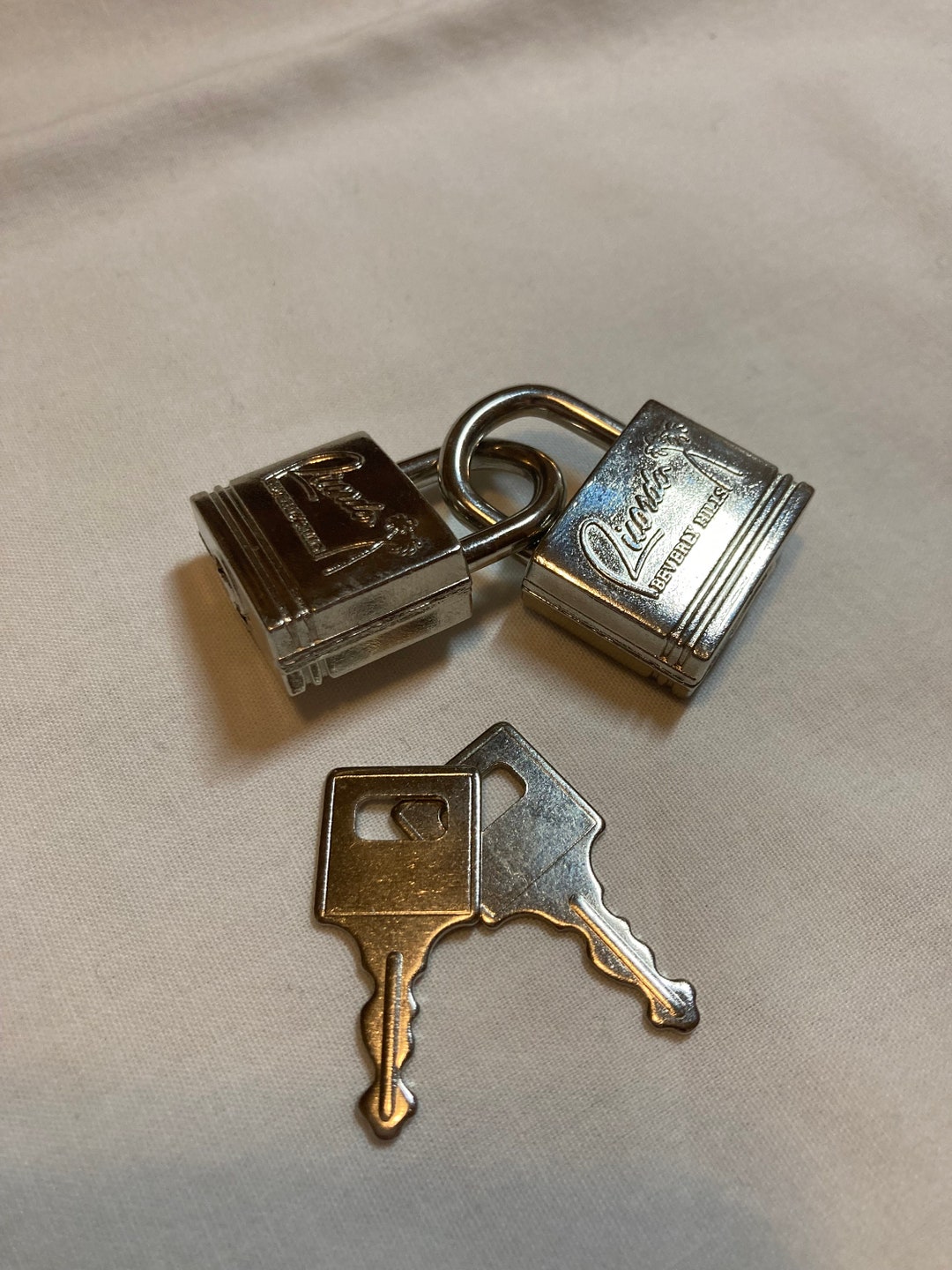 2 Vintage Ricardo Beverly Hills Luggage Locks - Etsy