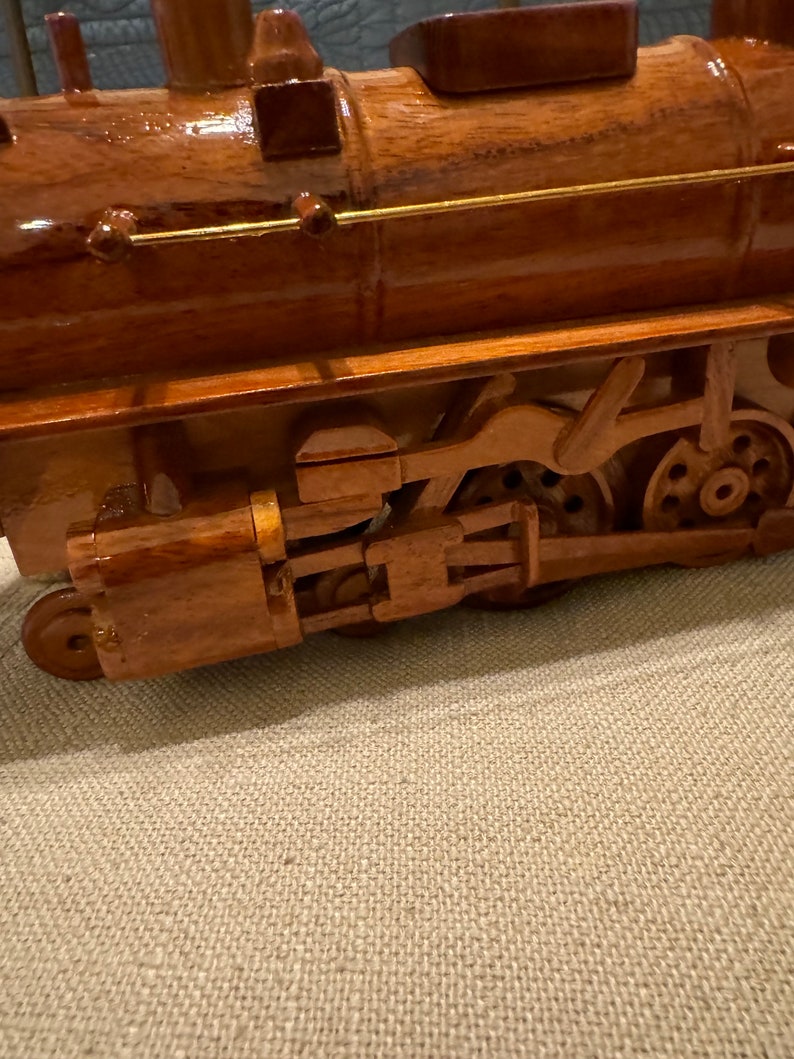 Vintage Wooden STEAM LOCOMOTIVE Wood Train Model 16 Movable Parts - Etsy