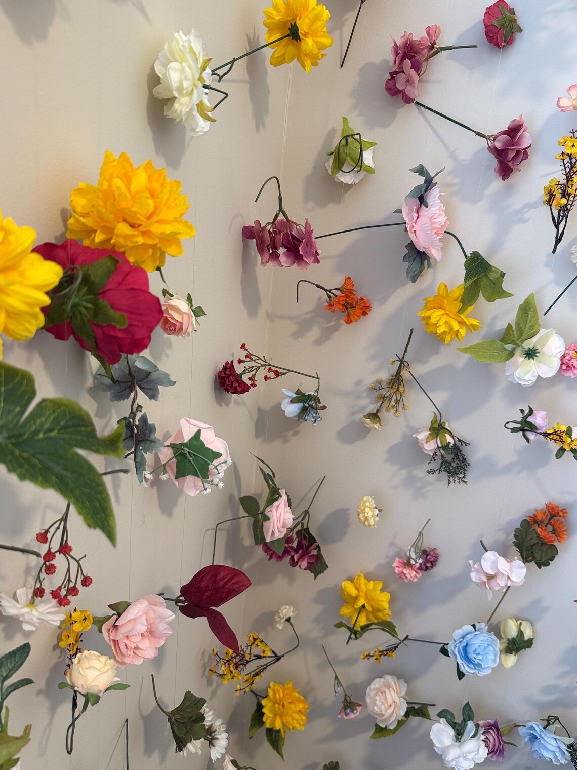 Floating Flower Strands: Elegant Hanging Floral Decor for Weddings ...