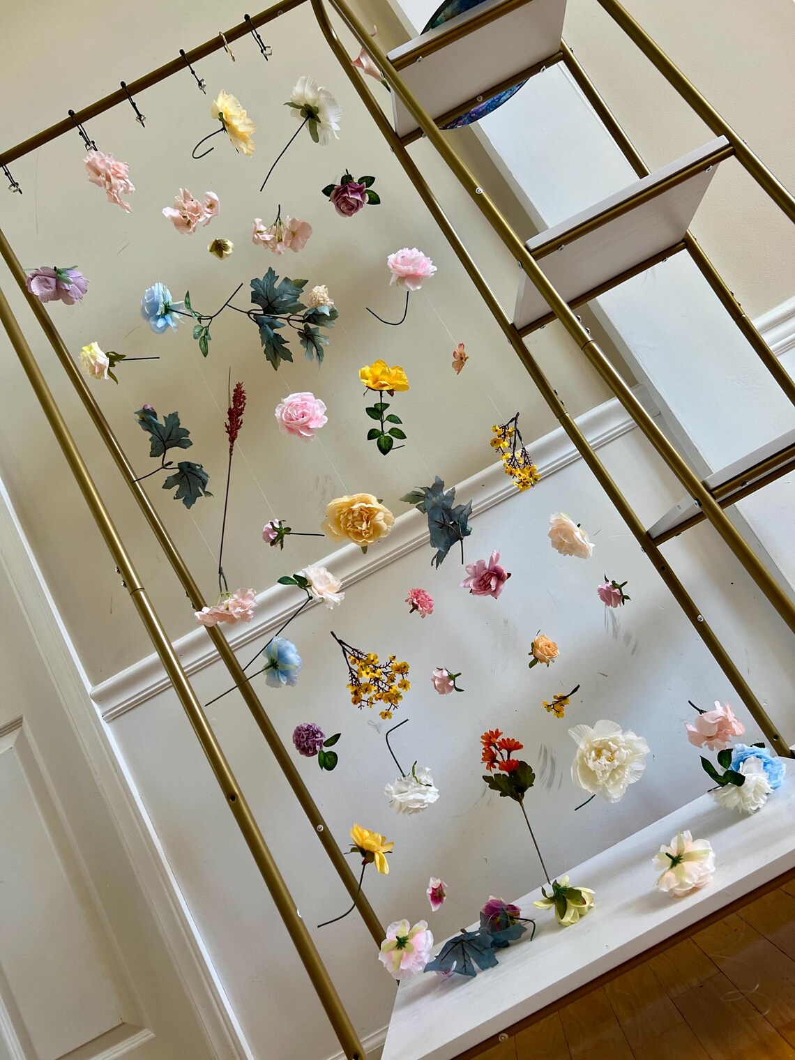 Floating Flower Strands: Elegant Hanging Floral Decor for Weddings ...