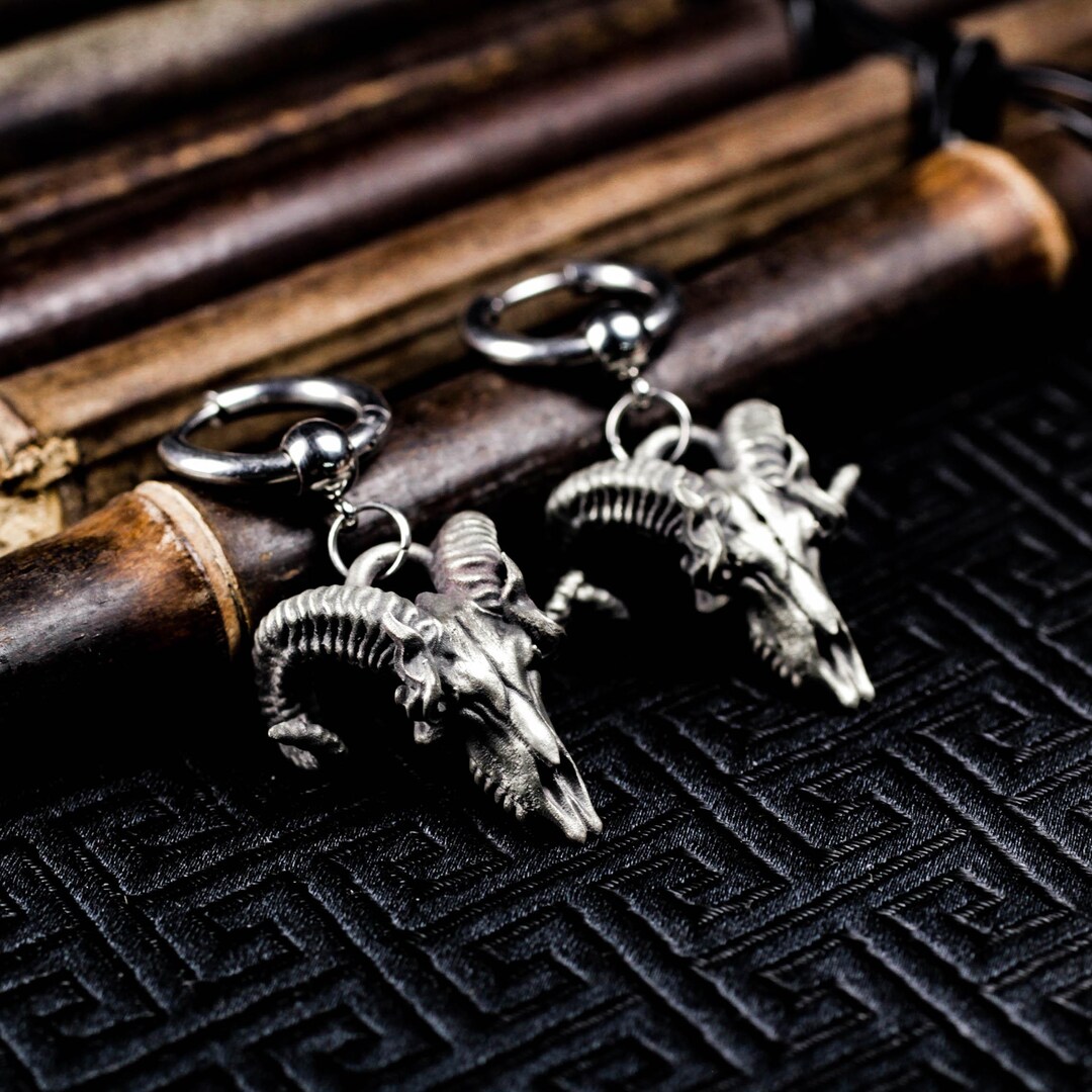 Silver Hellfire Ram Skull Earrings Gothic Dark Fantasy Horned Skull ...