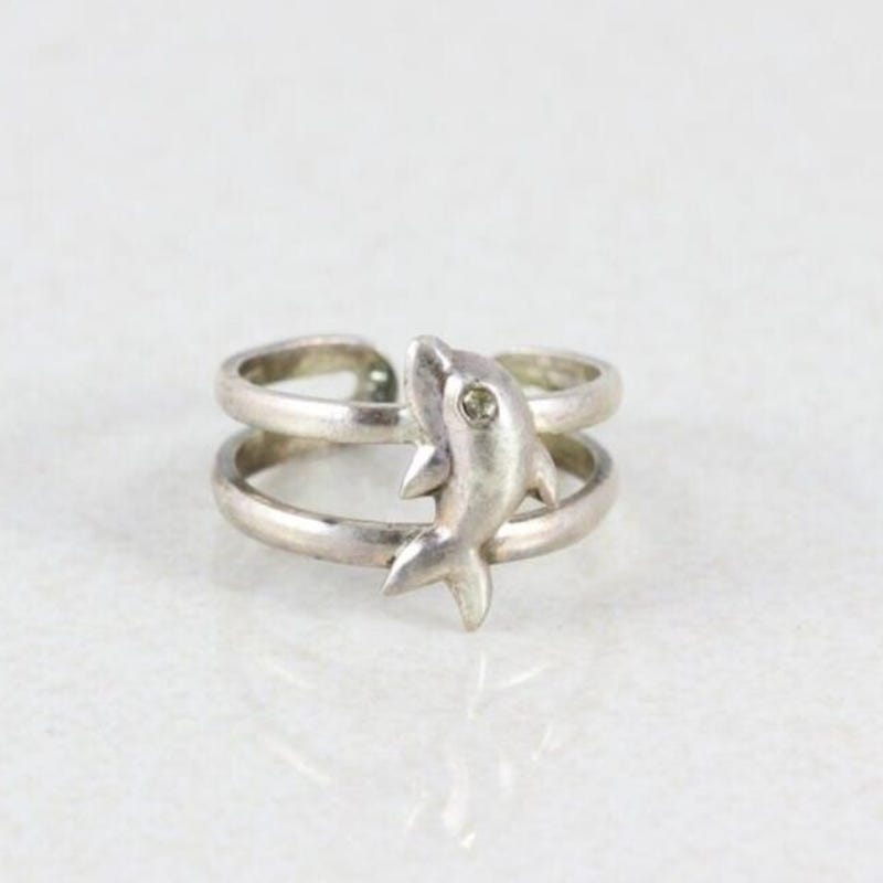 Dolphin Toe Ring - Etsy