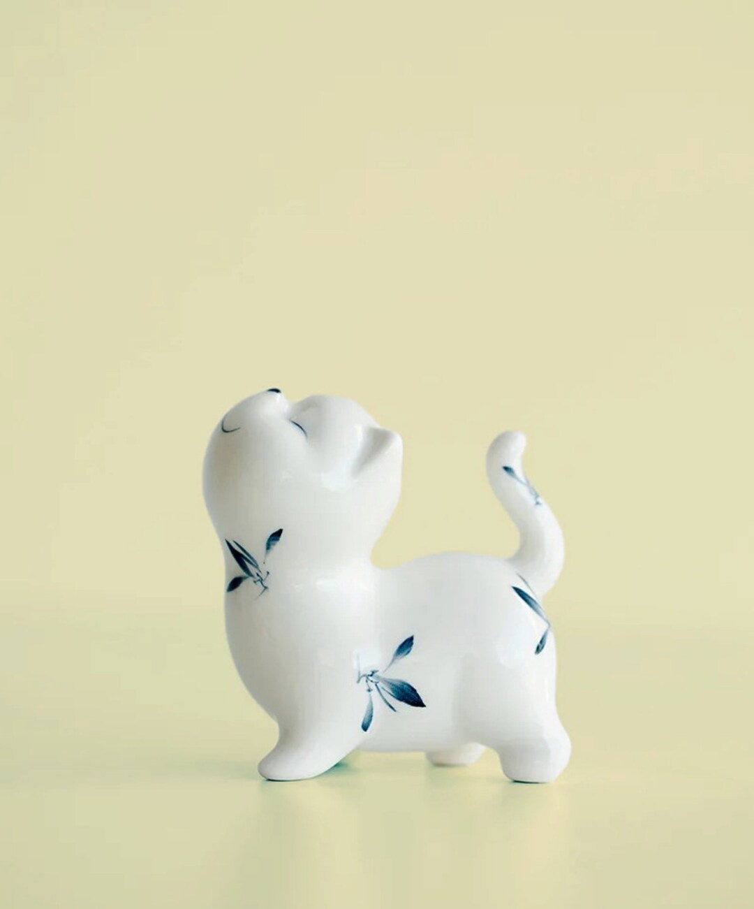 Creative Hand-painted Cat Statue Cute White Pet Ceramic Cat Ornaments ...