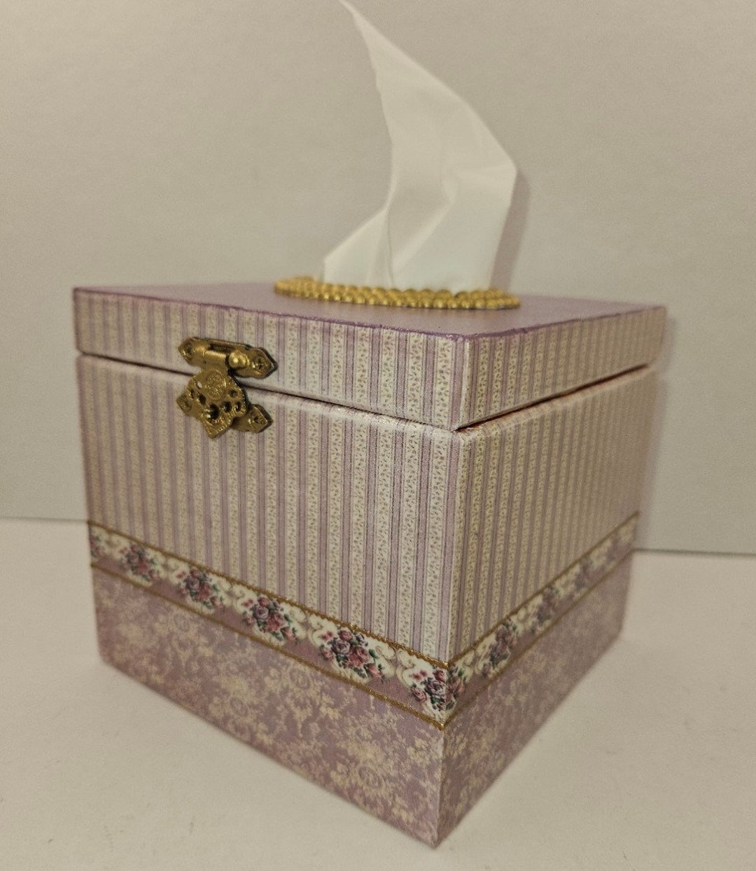 Embrace Timeless Luxury: Vintage Lavender Tissue Box, Meticulously ...