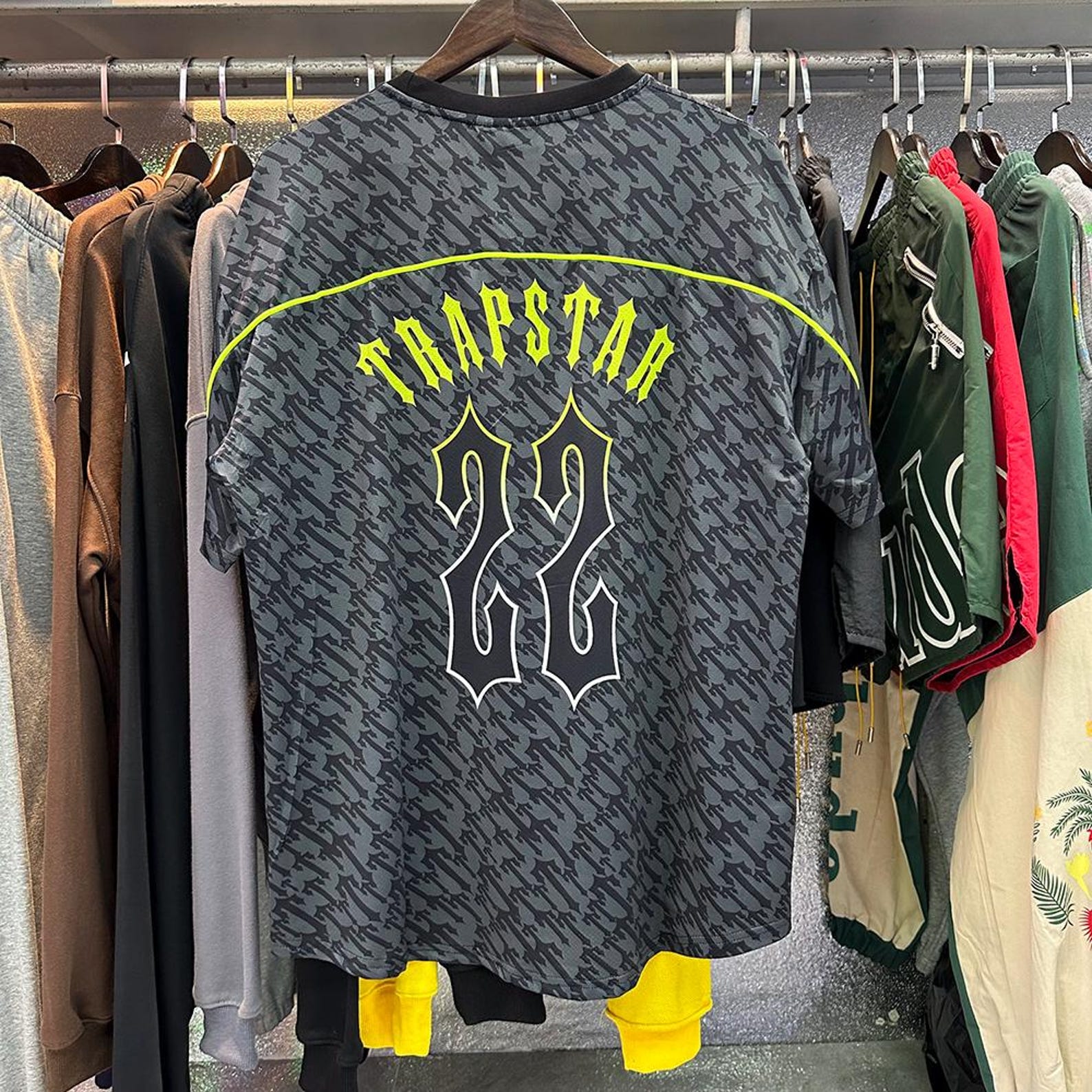 Trapstar London Monogram Football Jersey Gradient Sports Quick-drying ...