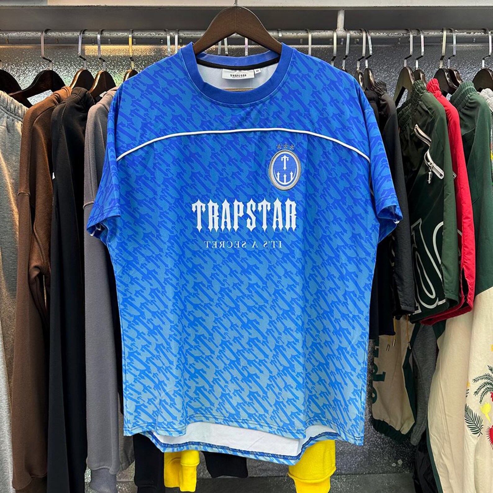 Trapstar London Monogram Football Jersey Gradient Sports Quick-drying ...