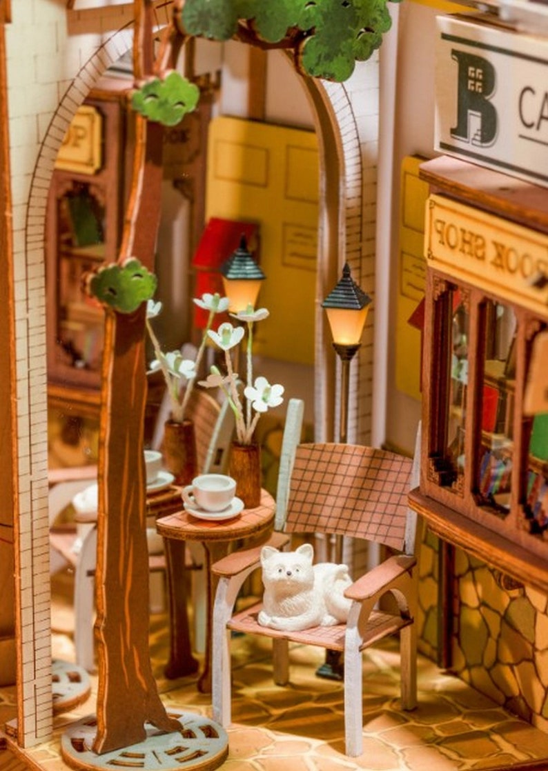 Build Your Own Book Nook, Doll House DIY Kit, Miniature Book Nook Craft Kit for Adults, Mini ...