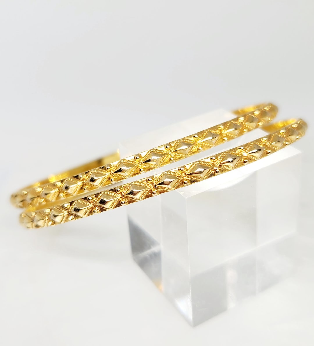 10K Yellow Gold VINTAGE Bangles, Gold Jingles, Gold Filigree Bangles ...