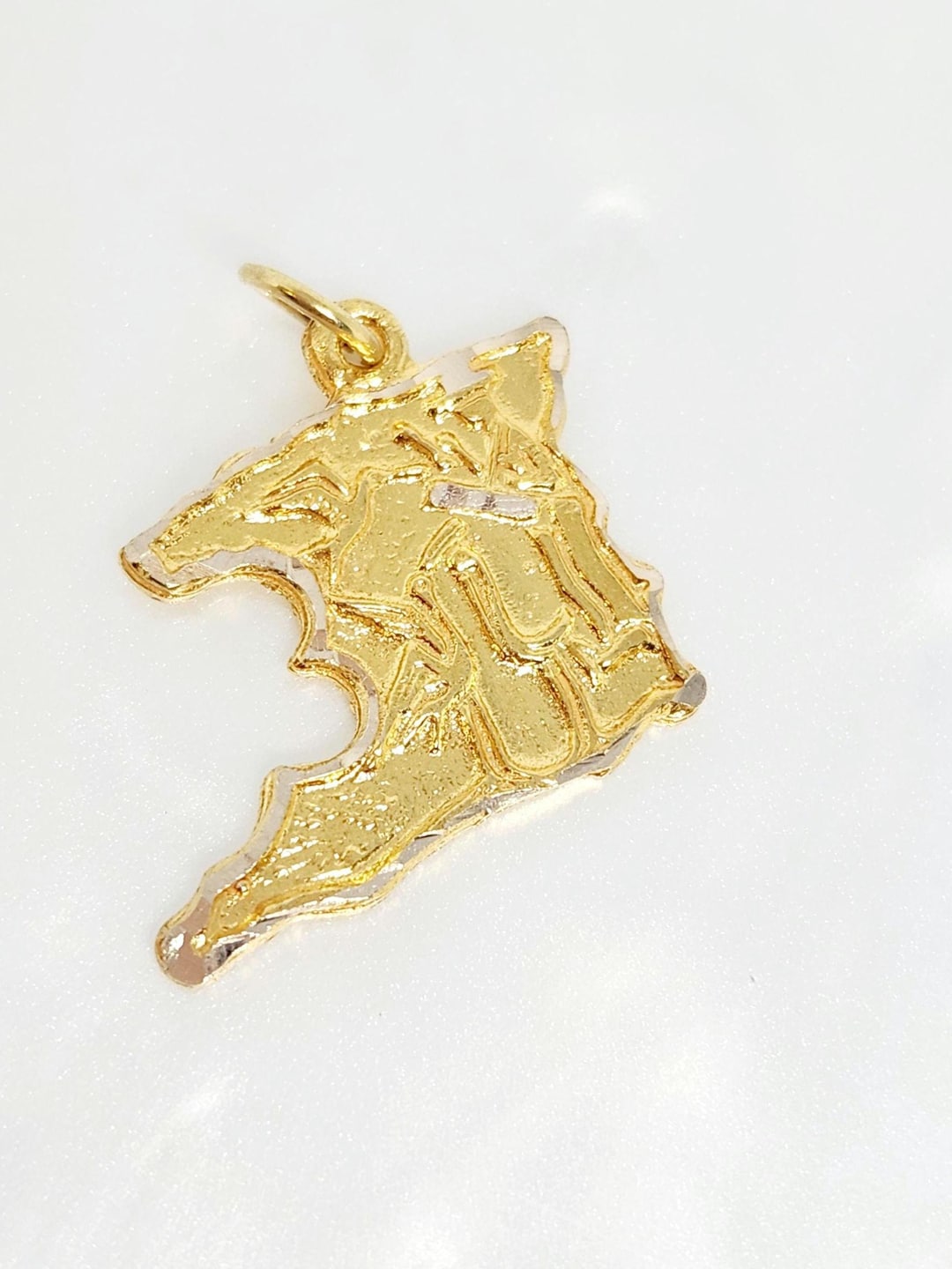 10K Yellow Gold Trinidad Map Pendant, Gold Trinidad Map, Gold Embossed ...