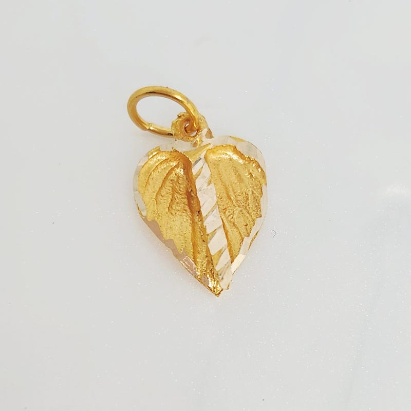 Anthurium Flower Pendant - Etsy