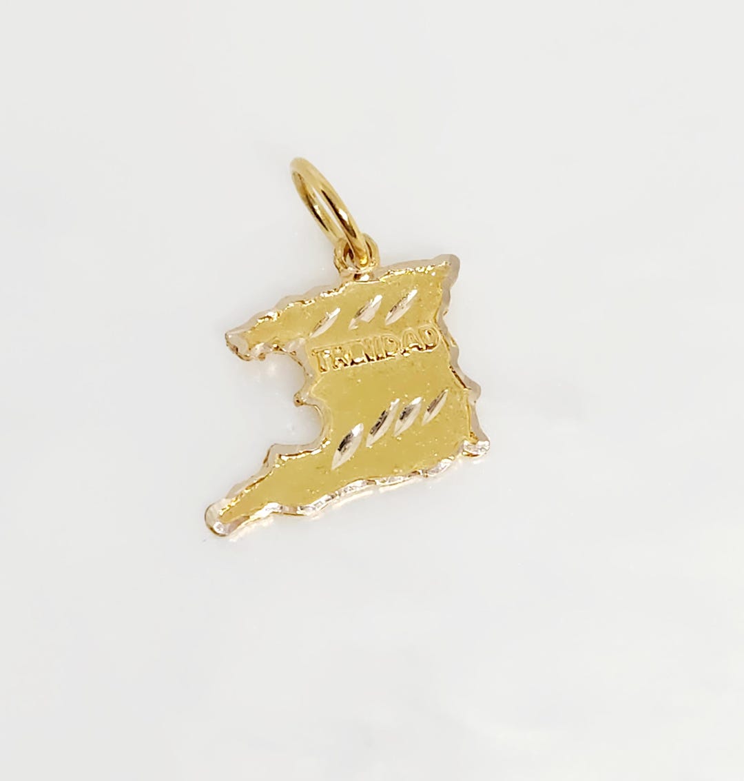 10K Yellow Gold Trinidad Map Pendant, Gold Embossed Trinidad Pendant ...