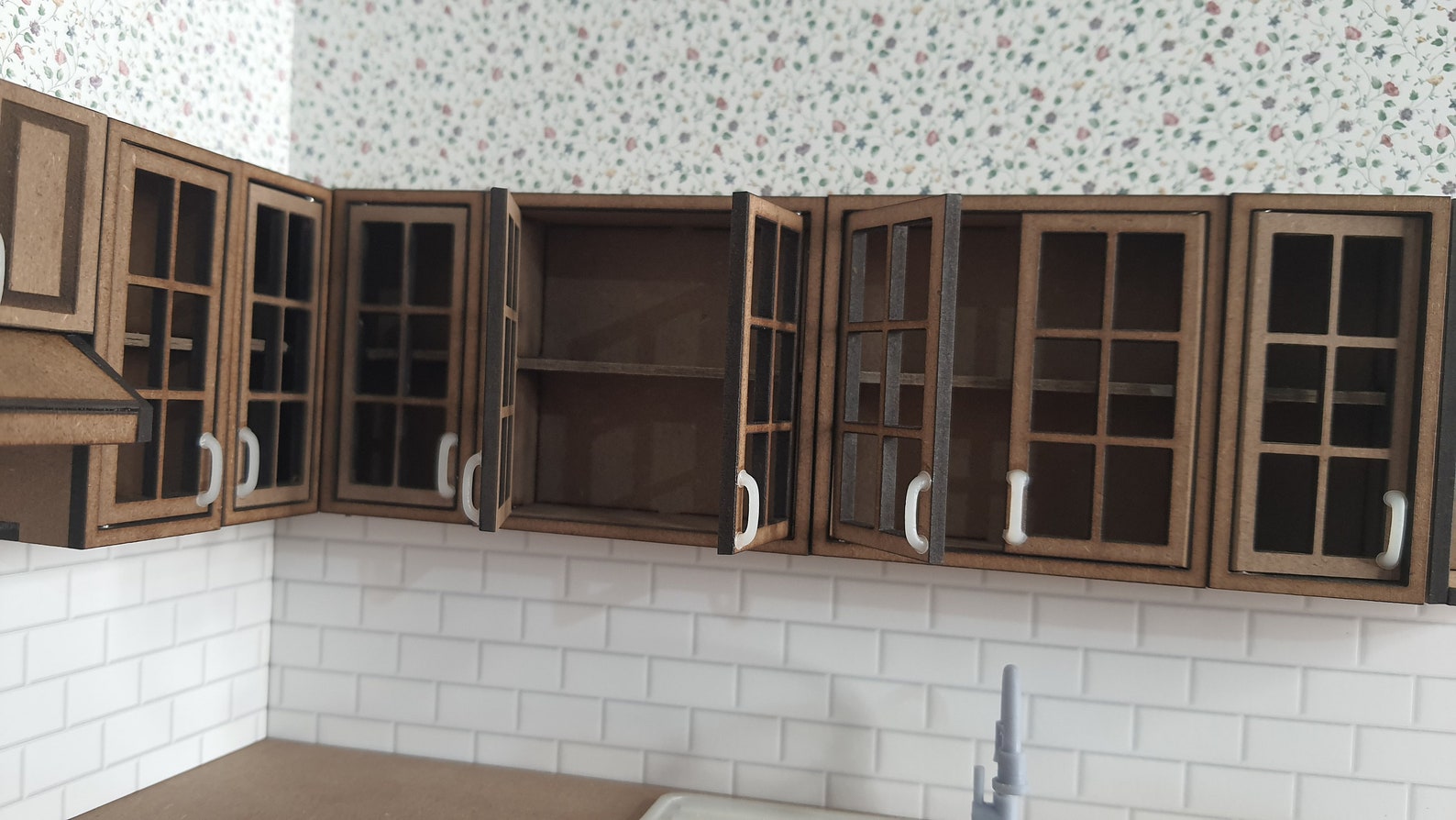 Miniature Kitchen 1:12th Scale Miniature Dolls House Kitchen. This is a ...