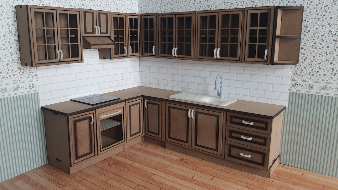 Miniature Kitchen 1:12th Scale Miniature Dolls House Kitchen. This is a ...