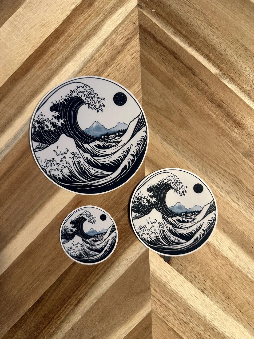 Japanese Wave-inspired Sticker Etsy Descriptionjapanese Wave Circle ...