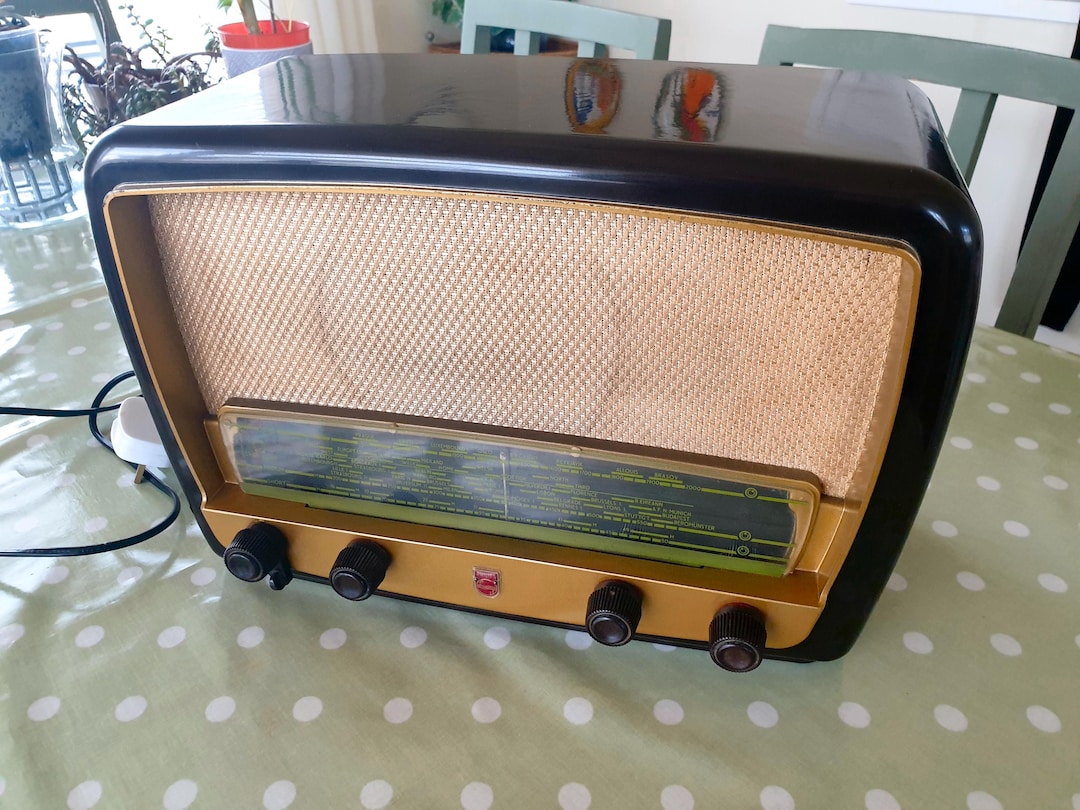 Vintage 1950's Philips Valve Radio Professionally Refurbished, With ...