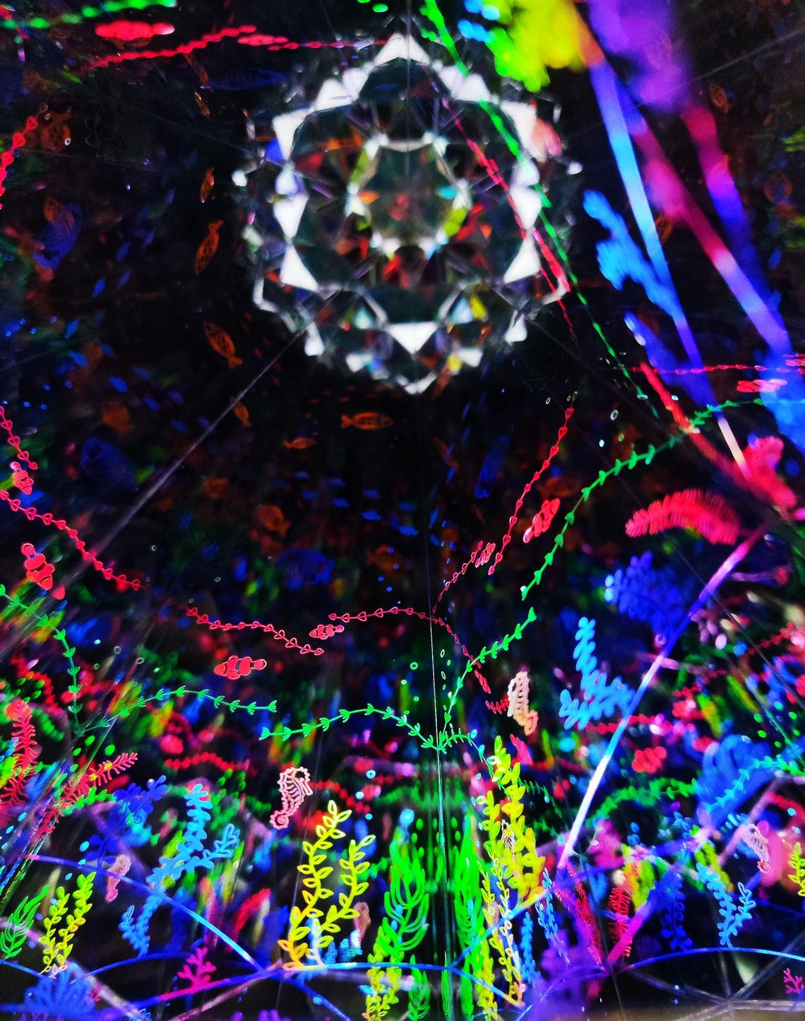 Triangular Pyramid 3D Kaleidoscope With Colorful Prism - Oceanic Reverie Theme - Mesmerizing ...