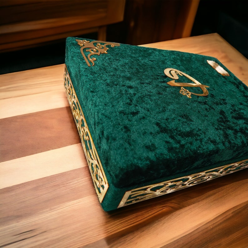 Green Personalized Velvet Quran Set, Birthday and New Home Gift Ideas ...