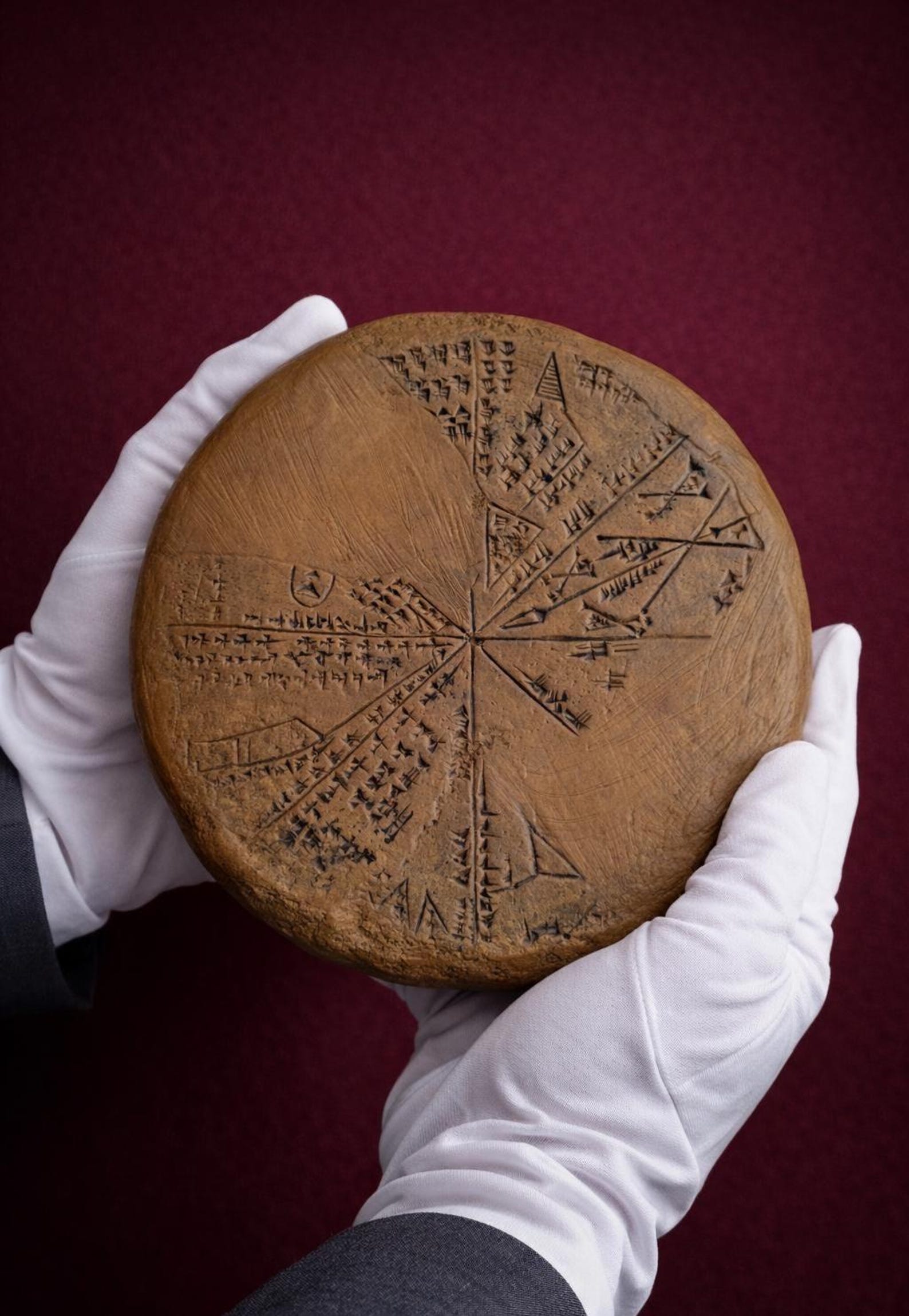 The Ancient Sumerian Star Map – A Replica of the Planisphere (replica ...