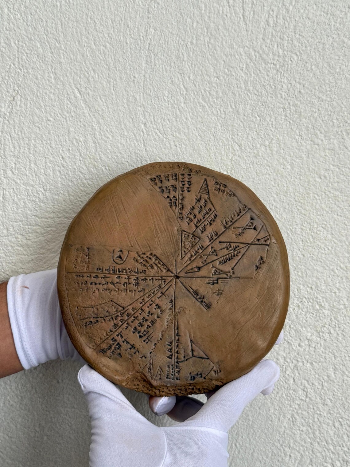 The Ancient Sumerian Star Map – A Replica of the Planisphere (replica ...