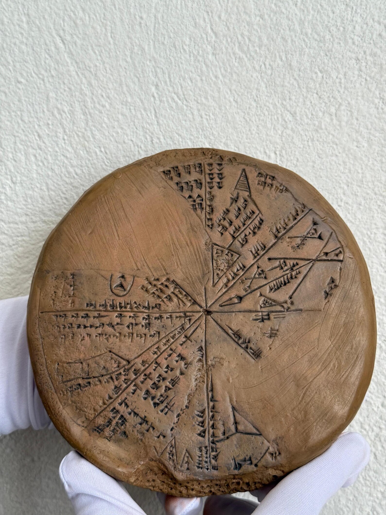 The Ancient Sumerian Star Map – A Replica of the Planisphere (replica ...