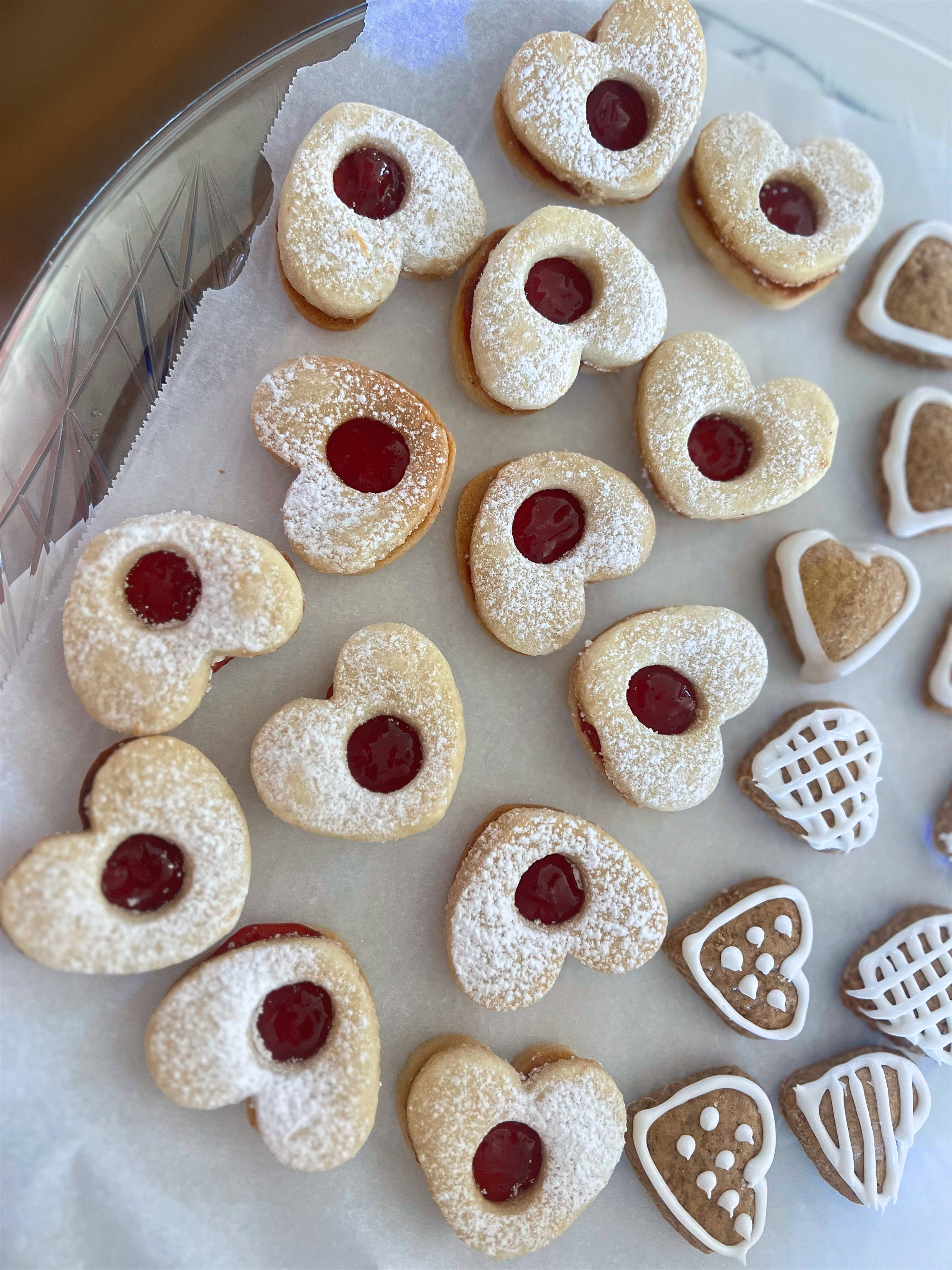Czech Linzer Cookies , Heart Shaped or Circle Shaped, May Vary ...