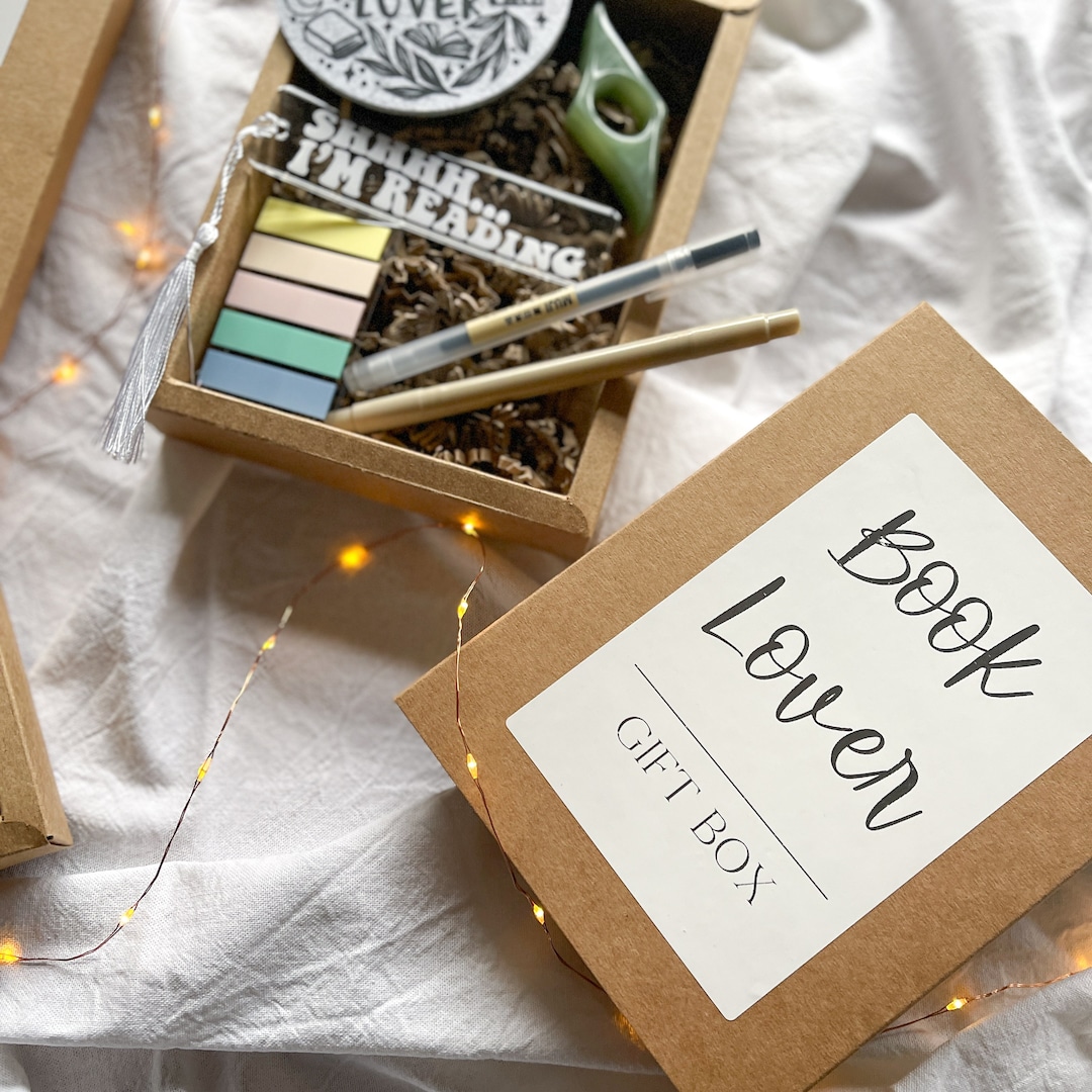Book Lover Gift Box Geschenkset Buchliebhaber, Geschenk Leseratte ...