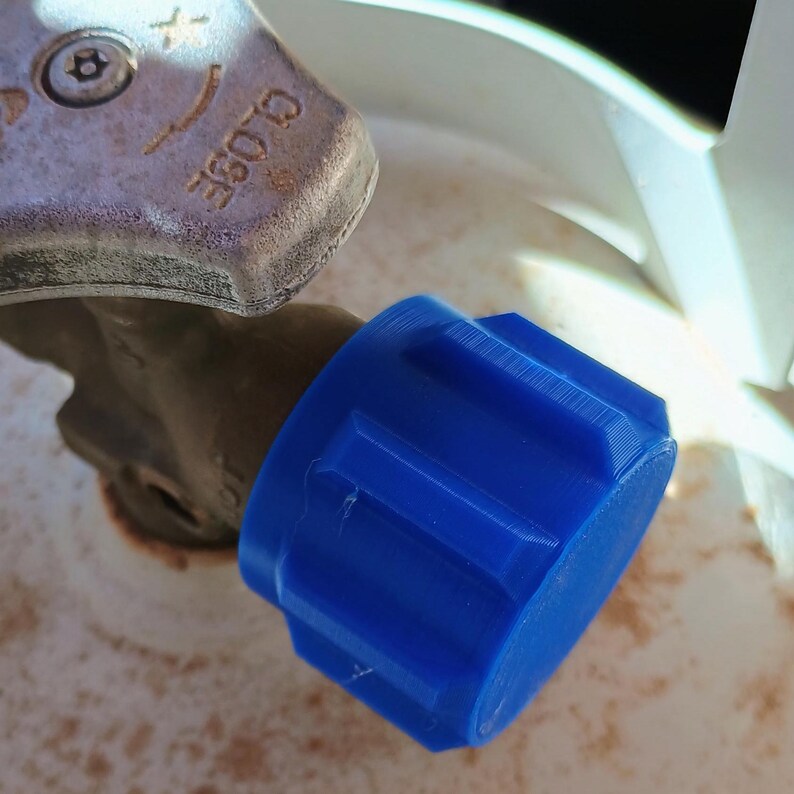 3D Printed Propane Tank and Hose Dust Cap Set – Choose Your Color - Etsy