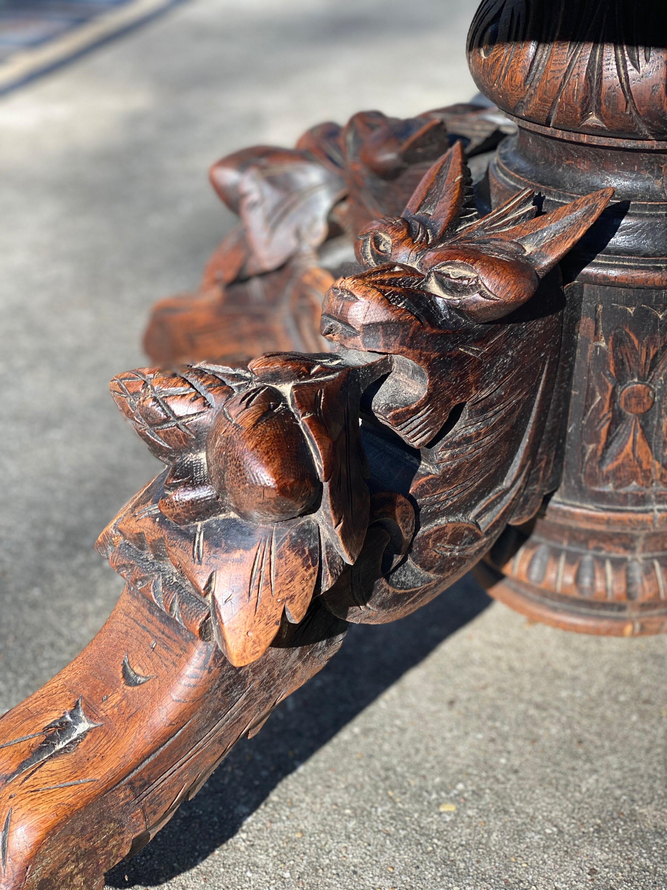 Antique Gothic Carved Lion Round Table - Etsy