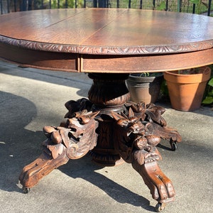 Antique Gothic Carved Lion Round Table - Etsy