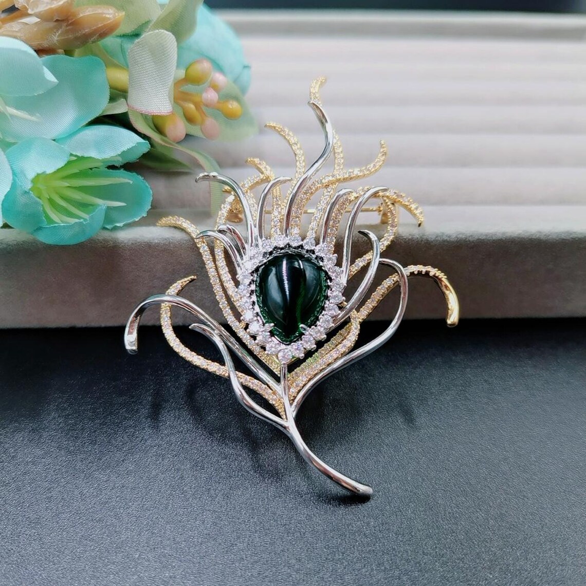 High End Dainty Green Peacock Feather Luxury Brooch 18K Gold Plated ...