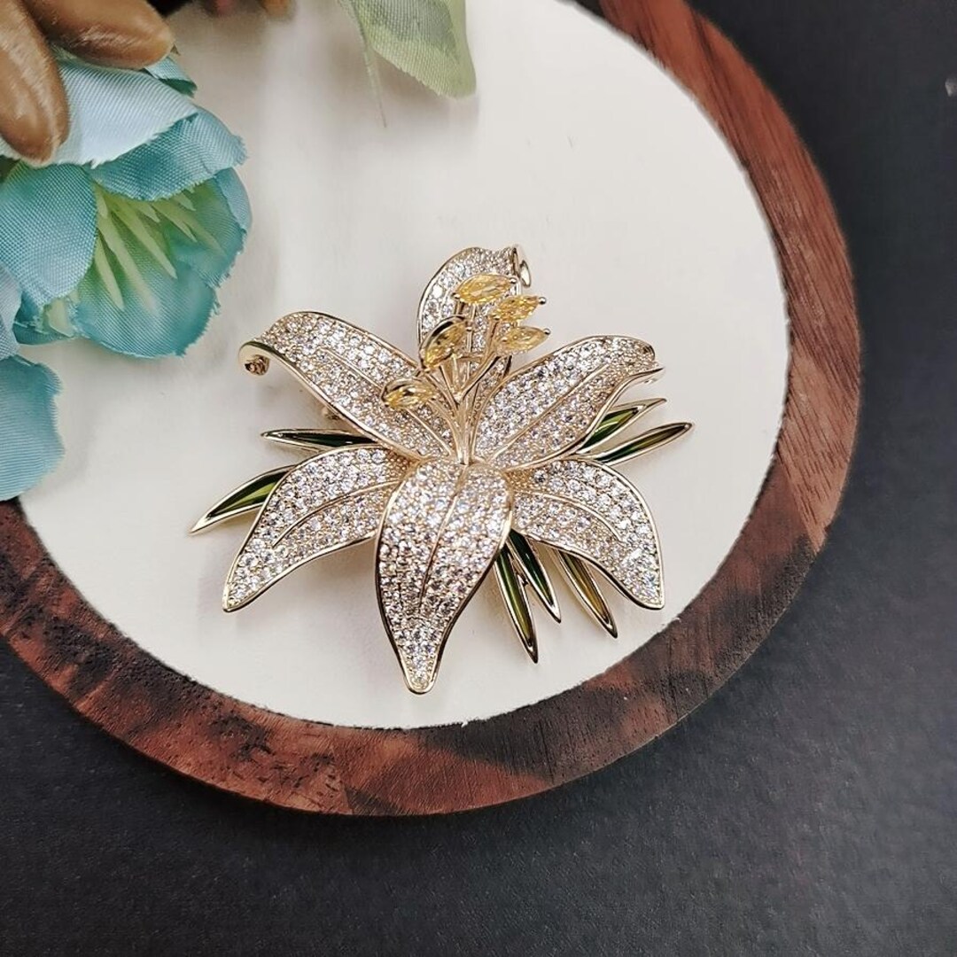 Large CZ Lily Flower Luxury Brooch | High End Dainty Lapel Pin | Scarf ...