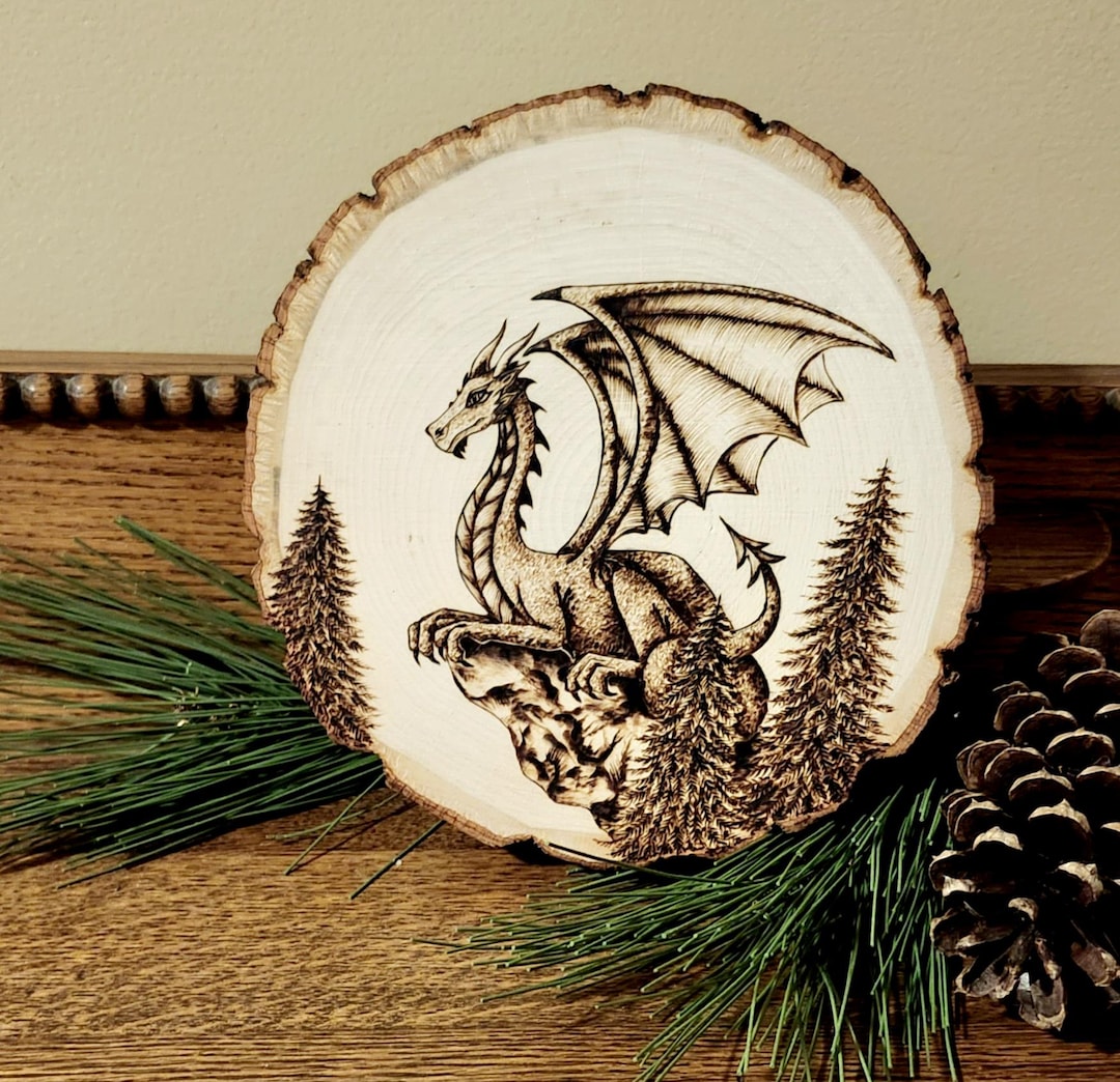Woodburned Dragon Decór, Dragon Pyrography, Dragon Gift, Fantasy Dragon ...