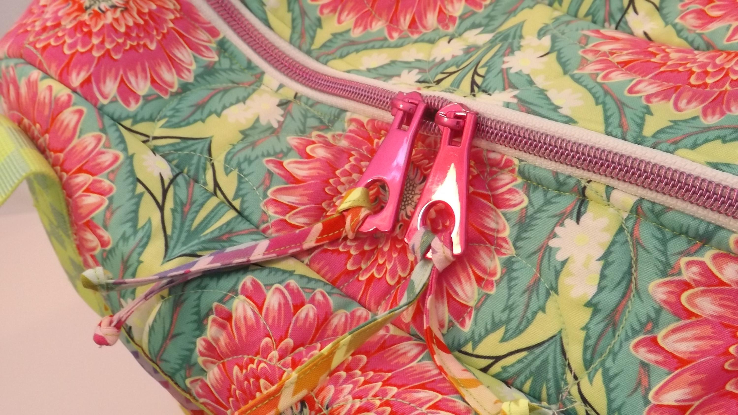 Ultimate Travel Bag - Tula Pink Untamed, Pattern Byannie - Etsy