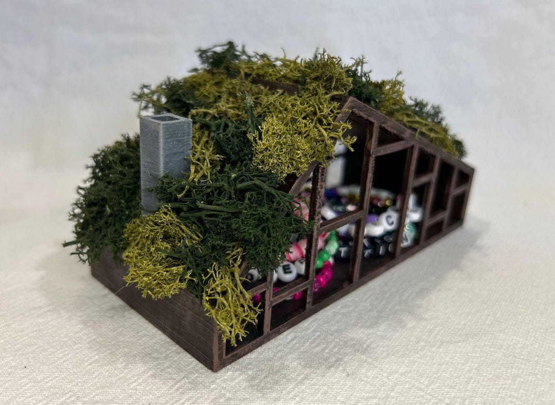 Folklore Style Cabin Friendship Bracelet Display (hand Painted Details ...