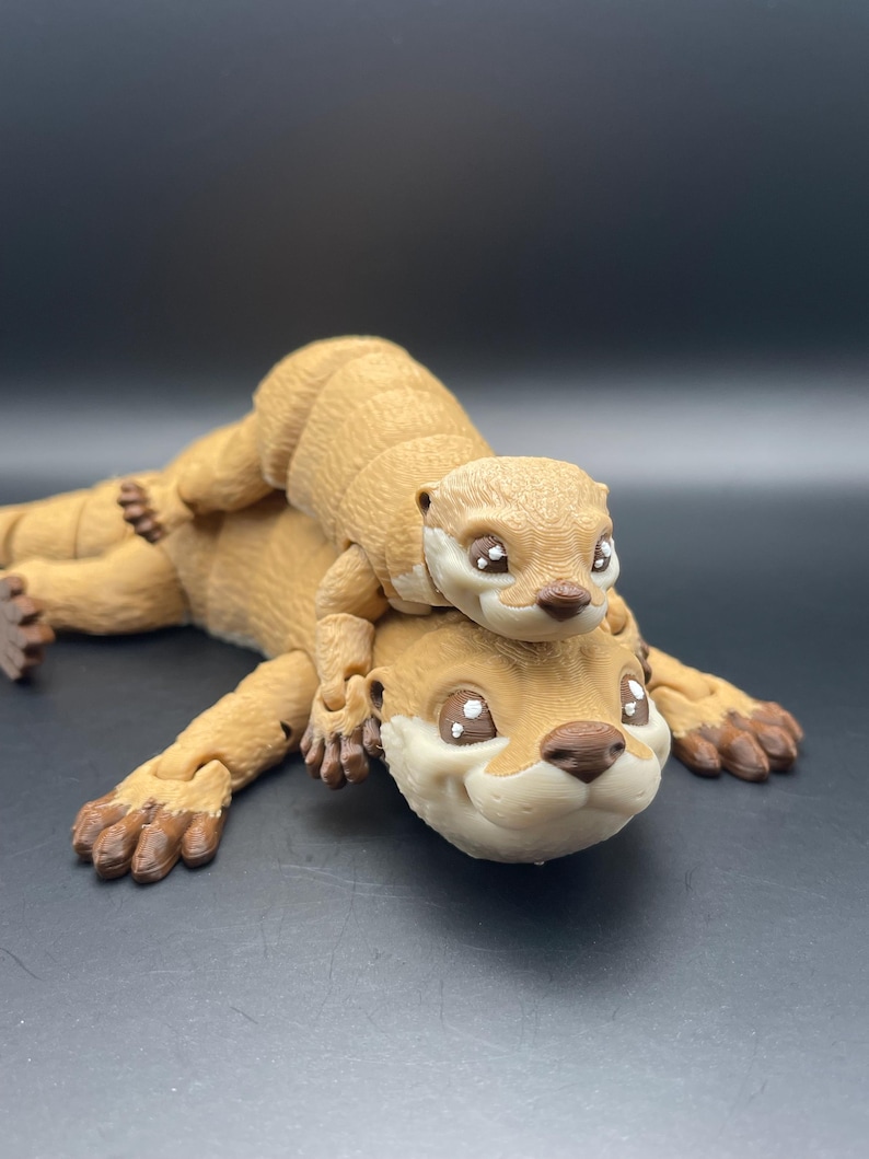 3D Printed Articulated River Otter Figure: Mama and Baby - Etsy