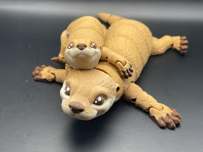3D Printed Articulated River Otter Figure: Mama and Baby - Etsy