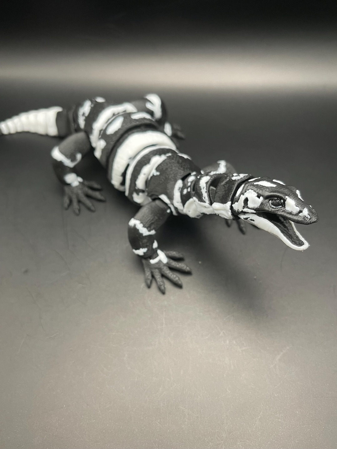 3D Printed Articulating Water Monitor - Realistic With Articulating ...
