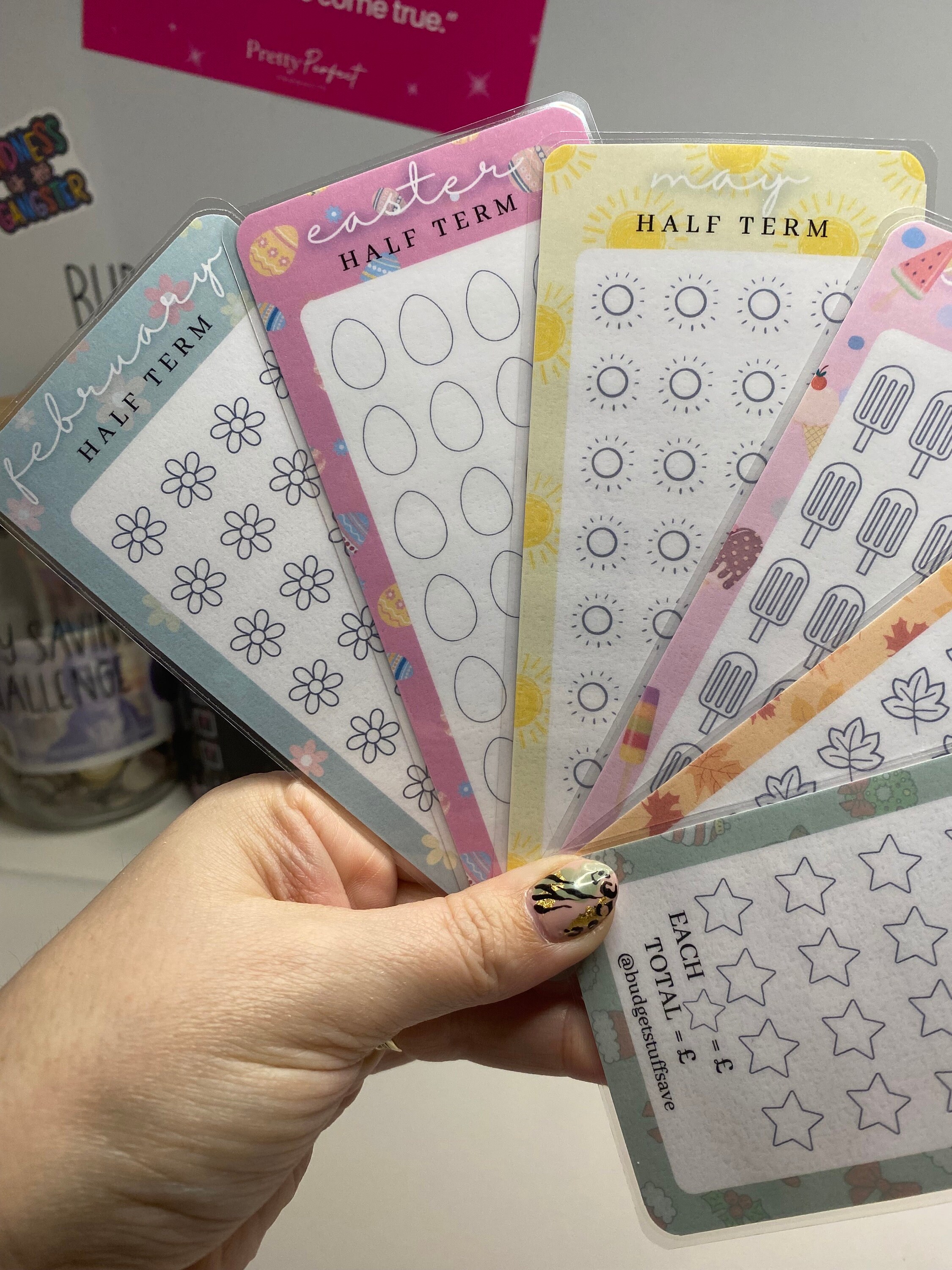 School Holiday Savings Tracker Bundle, Laminated Cash Stuffing ...