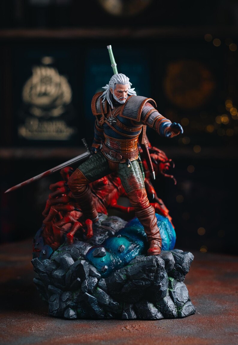 Geralt of Rivia Resin Model Kit: Hand Painted Witcher Fan Art - Etsy