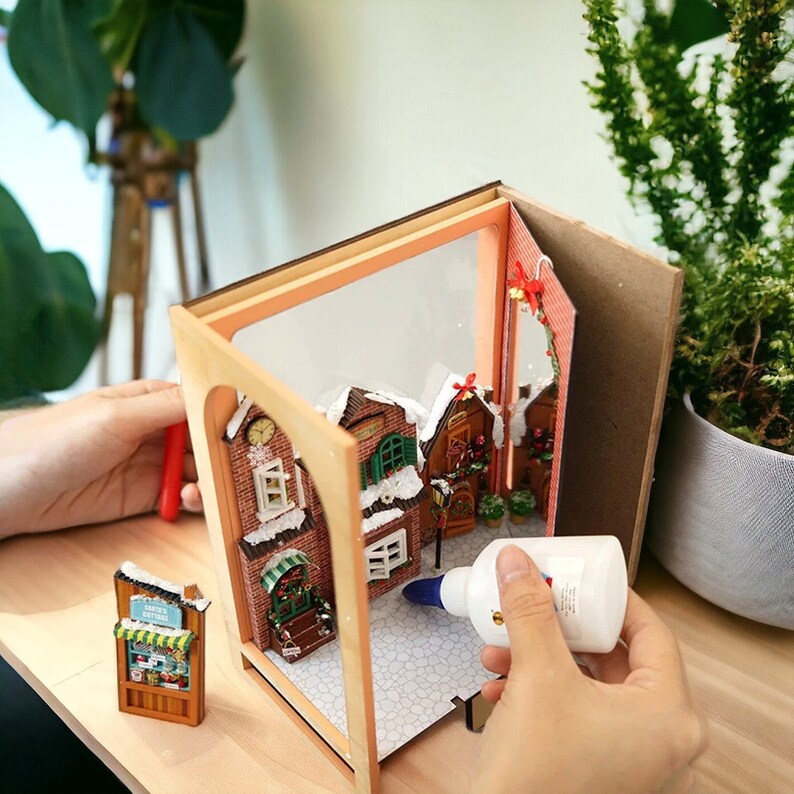DIY Christmas Book Nook Merry Christmas Book Nook Build Your Own Book ...