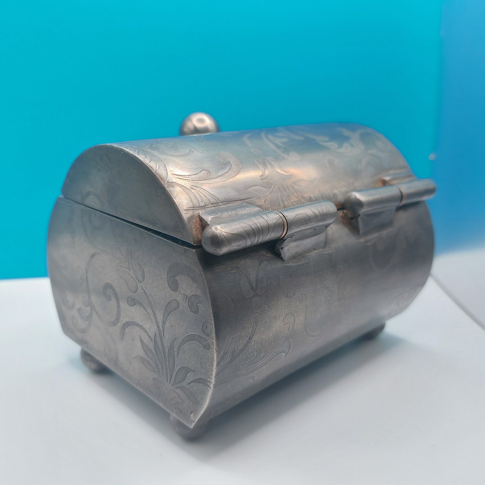 Floral - Round Nickel Plated Steel Keepsake Box 4.5"x 3" - Etsy