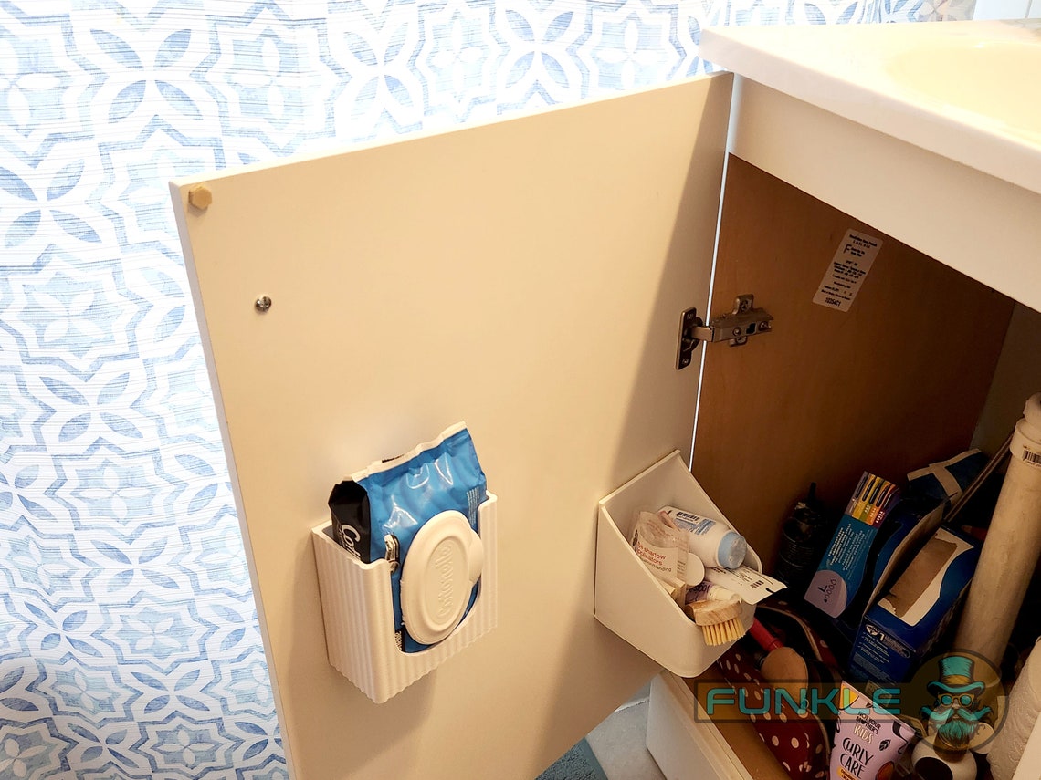 Hidden Wet Wipe Holder: Cabinet Door Mount, Clutter-free Bathroom ...