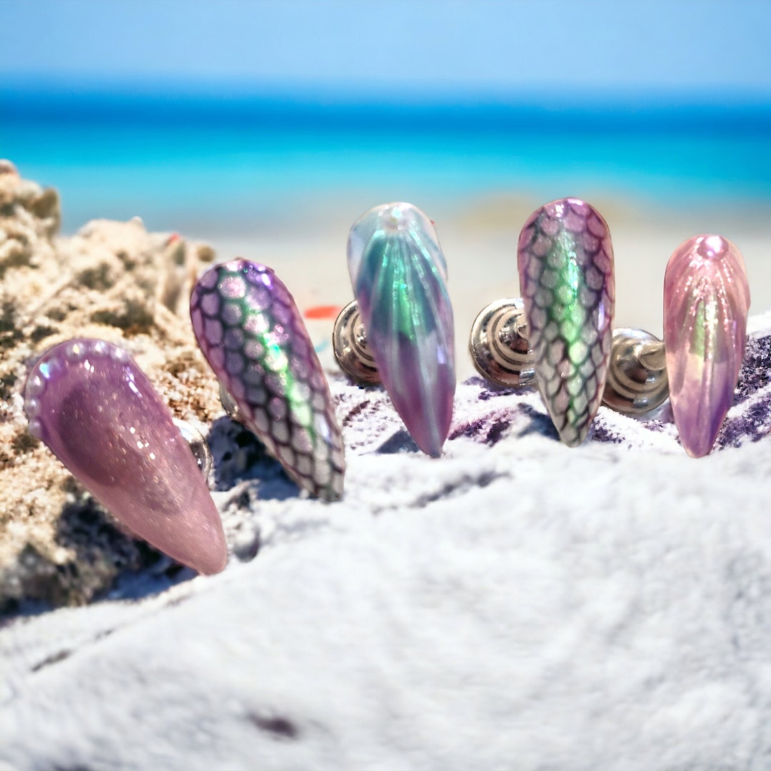 Mermaid Seashell Pearly Iridescent Press on Nails - Etsy