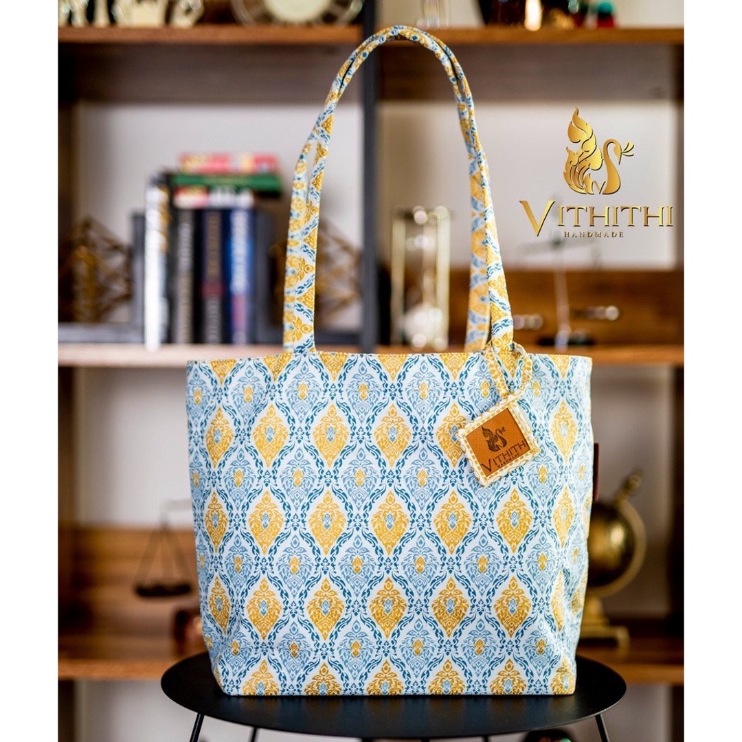 Traditional Thai Silk Cloth Bag, Women's Handbag for Traditional Thai ...