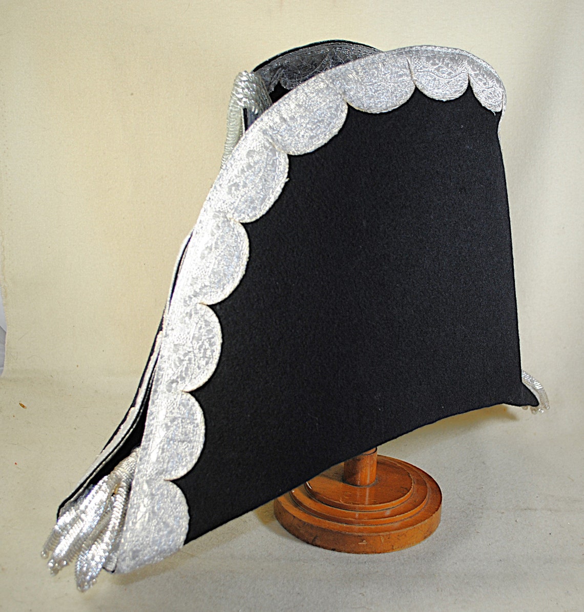 Napoleonic 17th & 18th Century French Prussian Officer Bicorn Hat ...
